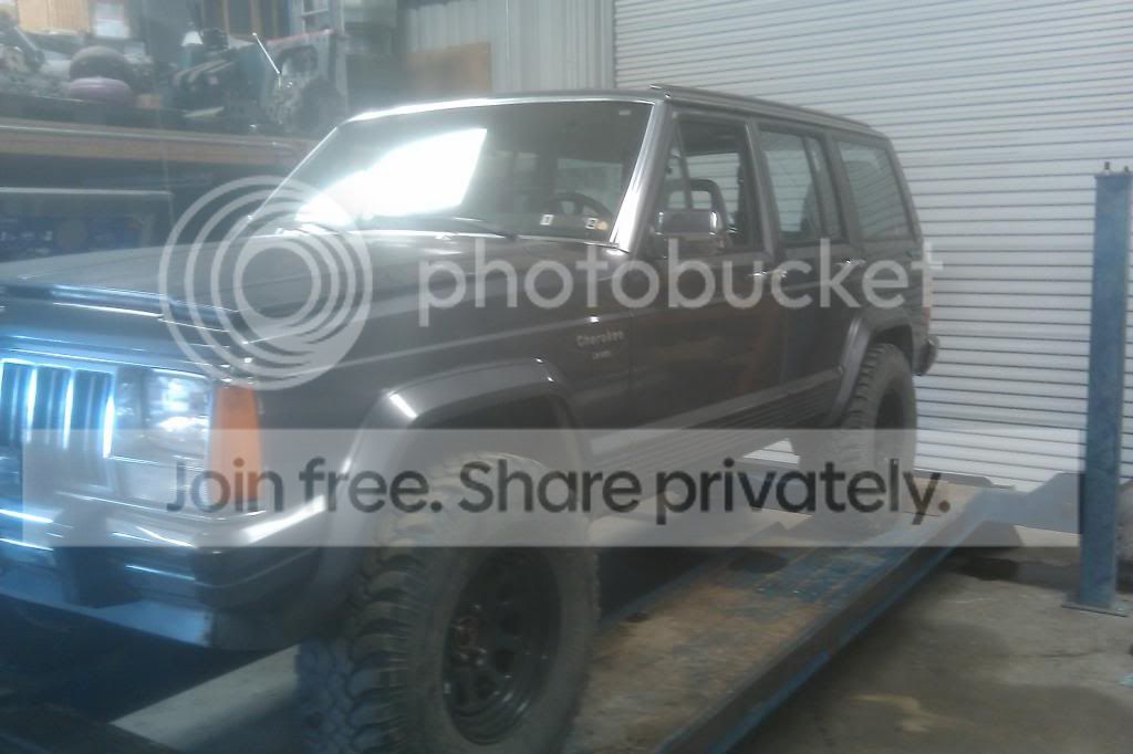 88 xj full width build with Ford Radius Arms | Pirate 4x4